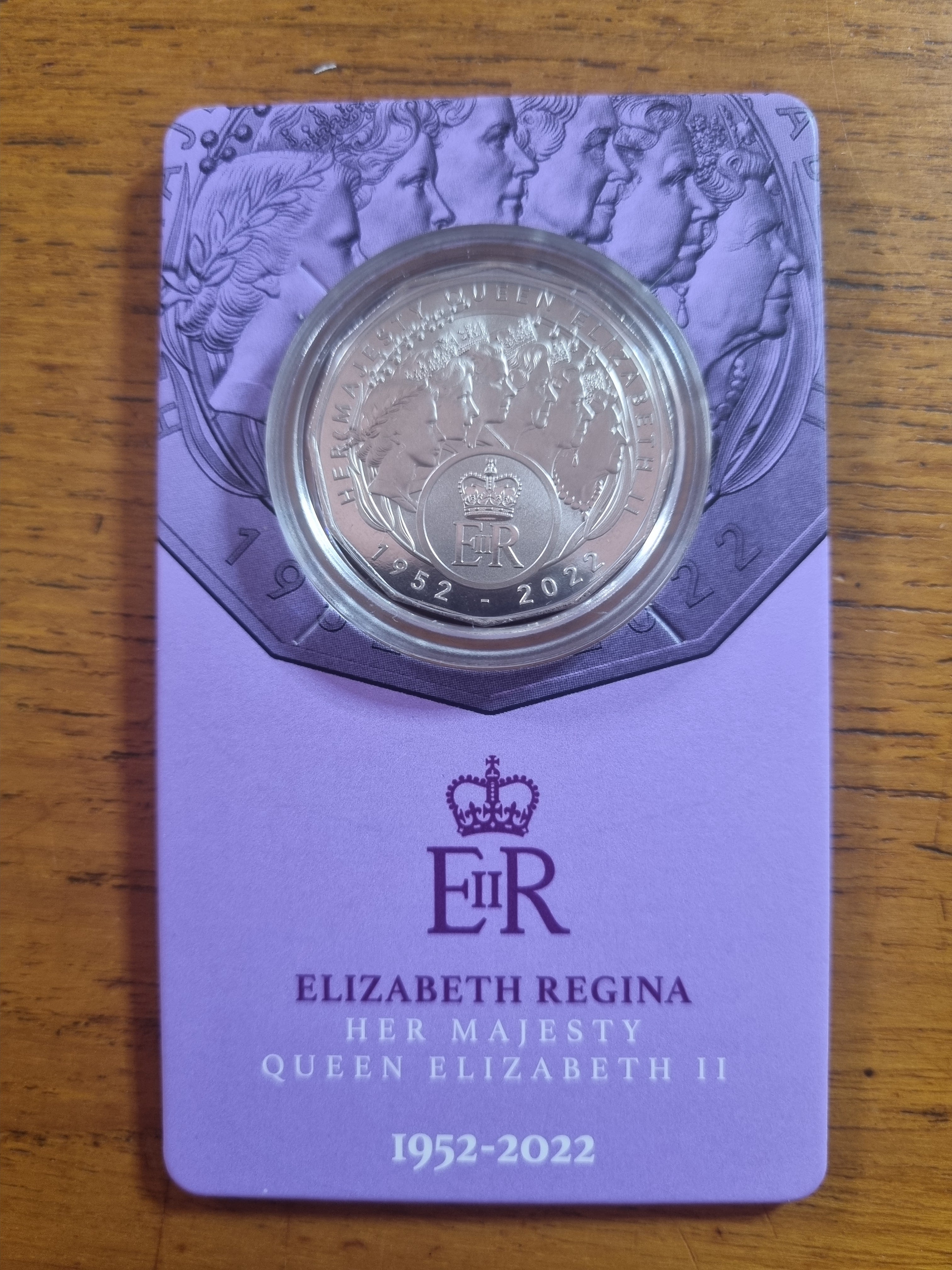 Elizabeth Regina 50c UNC 2023 – Fenix Collectables